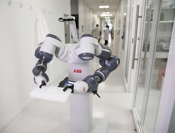 ABB demonstrates concept of mobile laboratory robot for Hospital of the ...